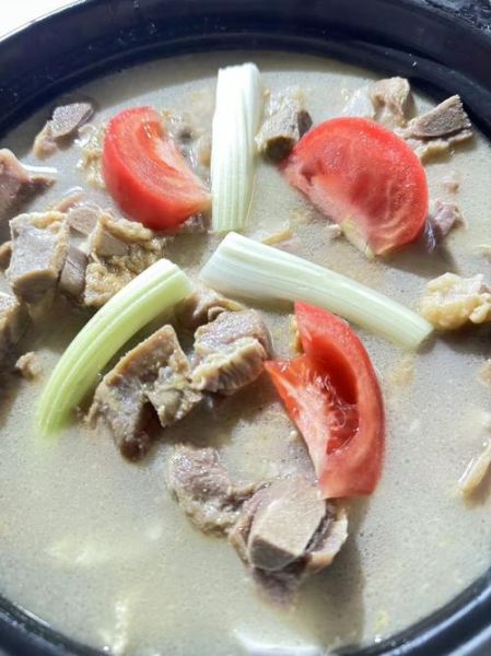 排骨清汤火锅怎么做_清汤火锅底料怎么调-第2张图片-山城妙识