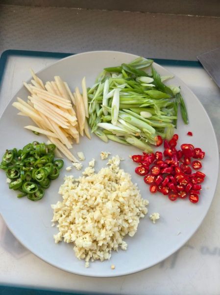 泡酸菜怎么做_泡酸菜为什么会发白-第3张图片-山城妙识 泡酸菜怎么做_泡酸菜为什么会发白-第3张图片-山城妙识