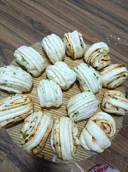 葱油馒头花卷怎么做_蒸多久才松软-第2张图片-山城妙识 葱油馒头花卷怎么做_蒸多久才松软-第2张图片-山城妙识