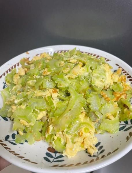 苦瓜怎么做不苦又好吃_苦瓜炒蛋怎么做-第3张图片-山城妙识