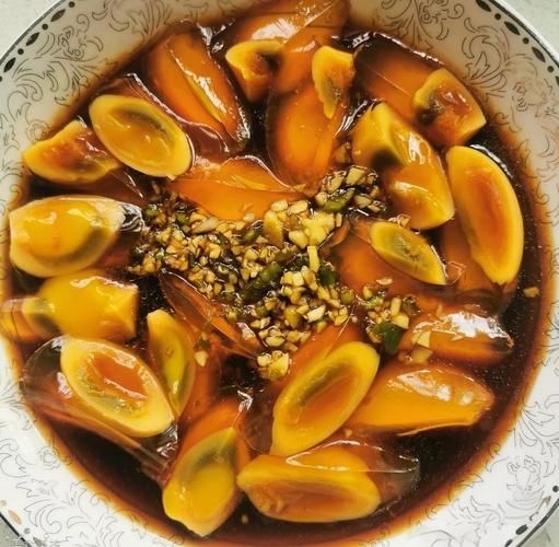 凉拌变蛋怎么做才正宗_变蛋凉拌要不要焯水-第2张图片-山城妙识