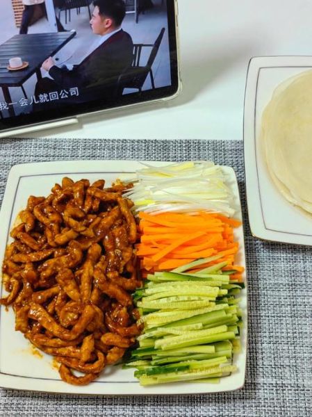 京酱肉丝饼怎么做_京酱肉丝饼热量高吗-第1张图片-山城妙识