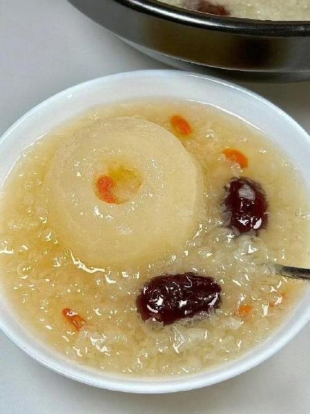 银耳雪梨红枣汤的做法_孕妇能喝吗-第3张图片-山城妙识