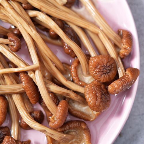 干茶树菇怎么泡发_干茶树菇的家常做法大全-第3张图片-山城妙识