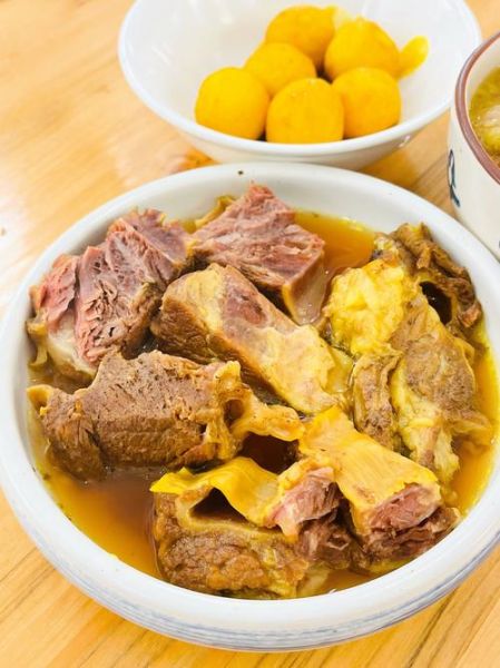 牛排骨炖汤怎么炖才好吃_牛排骨炖汤的做法大全-第2张图片-山城妙识