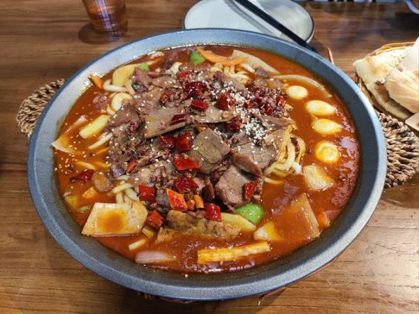 高压锅炖驴肉怎么做好吃_驴肉炖多久才软烂-第1张图片-山城妙识