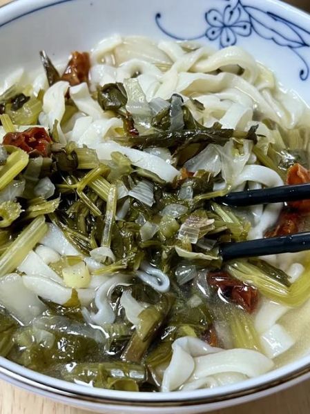 浆水面怎么做好吃_浆水面酸汤秘诀-第1张图片-山城妙识 浆水面怎么做好吃_浆水面酸汤秘诀-第1张图片-山城妙识