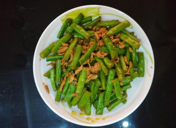 四季豆怎么炒好吃_四季豆炒肉的做法-第2张图片-山城妙识
