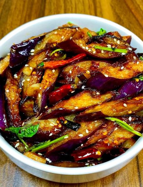 茄子怎么炒好吃_家常茄子做法大全-第1张图片-山城妙识