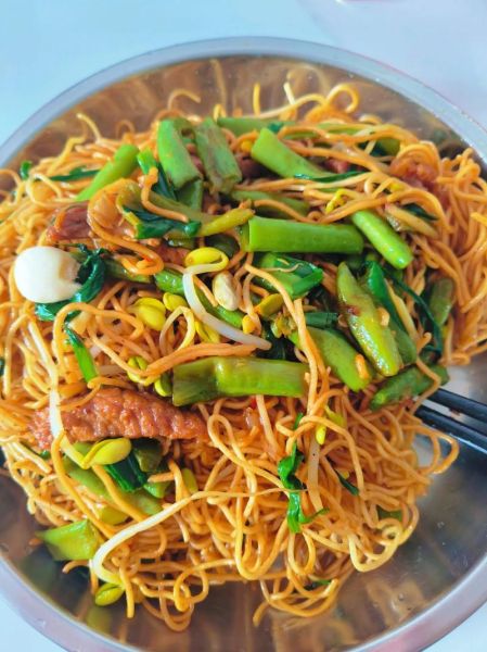 蒸面条的热量是多少_减肥能吃吗-第1张图片-山城妙识