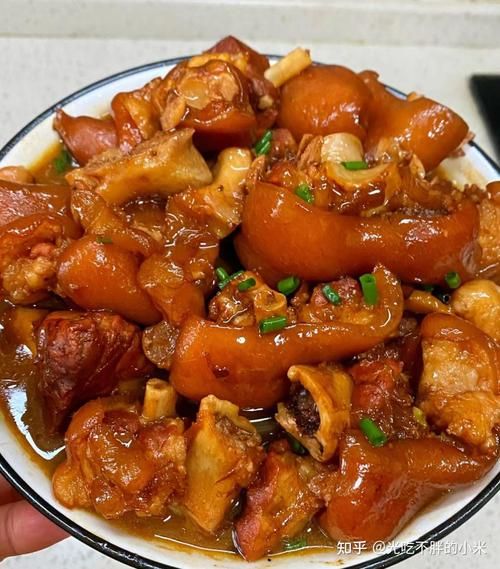 炖猪脚怎么做好吃_炖猪脚最正宗的做法-第2张图片-山城妙识
