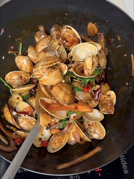 香辣炒花甲怎么做_花甲怎么吐沙最干净-第2张图片-山城妙识