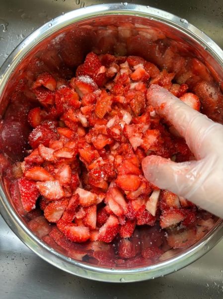 草莓酱怎么熬_自制草莓酱熬多久-第2张图片-山城妙识