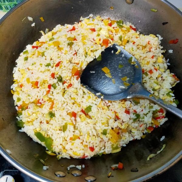 蛋炒米饭怎么做才粒粒分明_蛋炒饭先炒蛋还是先炒饭-第3张图片-山城妙识 蛋炒米饭怎么做才粒粒分明_蛋炒饭先炒蛋还是先炒饭-第3张图片-山城妙识