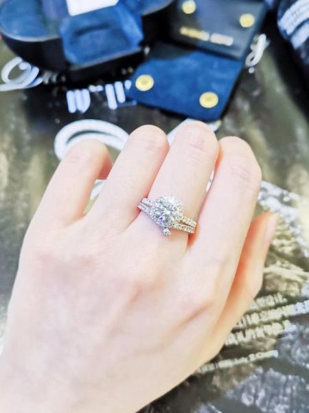 鸽子蛋钻戒多少钱一个_一克拉鸽子蛋钻戒价格-第1张图片-山城妙识