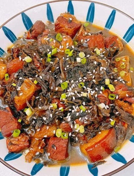 梅菜红烧肉怎么做_梅菜红烧肉的家常做法-第1张图片-山城妙识