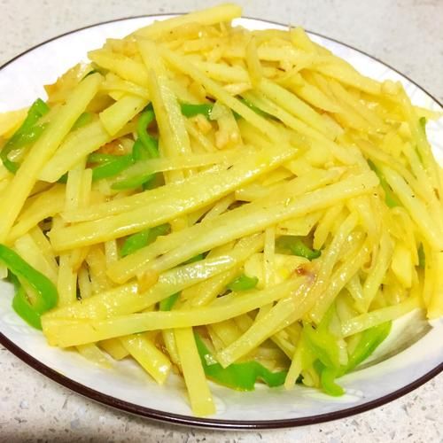 尖椒土豆丝怎么做_土豆丝炒多久才脆-第2张图片-山城妙识