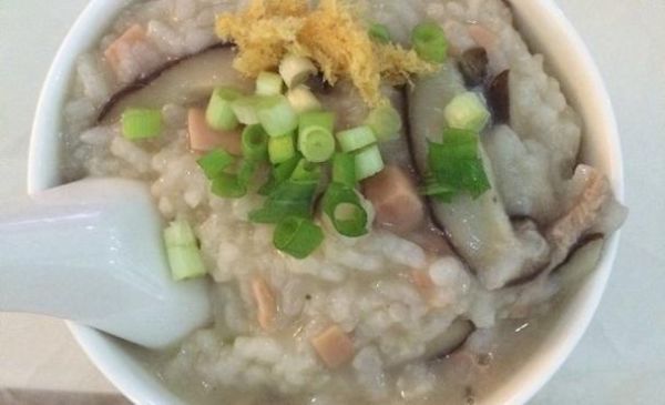 香菇瘦肉粥怎么煮才好吃_香菇瘦肉粥的窍门-第3张图片-山城妙识