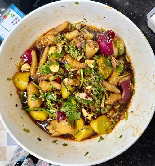 凉拌鸡爪怎么做好吃_凉拌鸡爪的做法大全窍门-第2张图片-山城妙识 凉拌鸡爪怎么做好吃_凉拌鸡爪的做法大全窍门-第2张图片-山城妙识