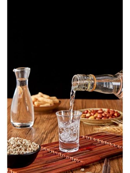 自酿白酒怎么去甲醇_甲醇超标怎么办-第1张图片-山城妙识