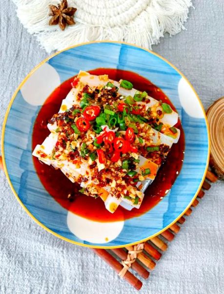 拌凉粉怎么做_拌凉粉调料怎么调-第1张图片-山城妙识 拌凉粉怎么做_拌凉粉调料怎么调-第1张图片-山城妙识