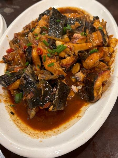 鲟鱼怎么做好吃_鲟鱼家庭简单做法-第1张图片-山城妙识