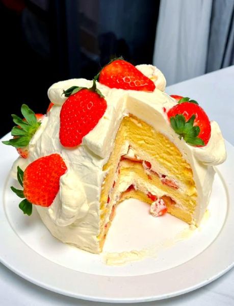 草莓蛋糕怎么做_草莓蛋糕用什么奶油最好-第1张图片-山城妙识