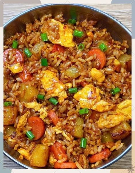 黄金蛋炒饭怎么做_黄金蛋炒饭先炒蛋还是先炒饭-第1张图片-山城妙识