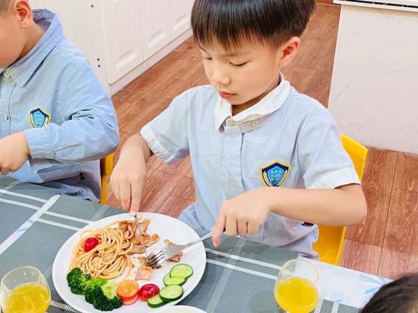 幼儿西餐菜谱大全_如何让孩子爱上西餐-第2张图片-山城妙识