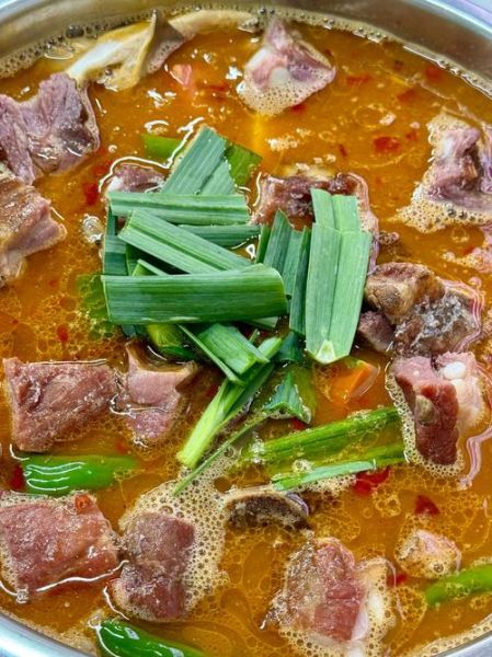 腊排骨火锅怎么做_腊排骨火锅好吃吗-第2张图片-山城妙识