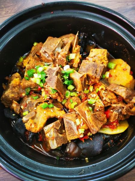 炖排骨放什么调料_炖排骨怎么做好吃-第1张图片-山城妙识