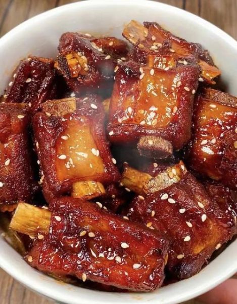 糖醋排骨怎么做才好吃_糖醋排骨的家常做法步骤窍门-第2张图片-山城妙识
