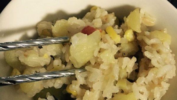 腊肉洋芋饭怎么做_腊肉洋芋饭用什么米最好-第2张图片-山城妙识