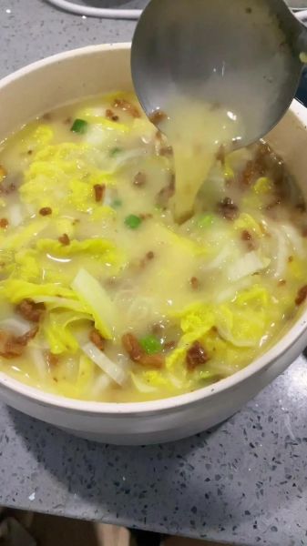 烂糊白菜汤怎么做_烂糊白菜汤的家常做法-第1张图片-山城妙识