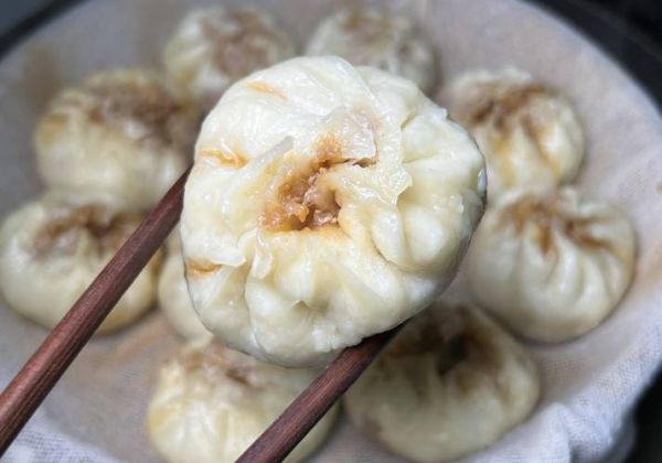 小笼包怎么和面_小笼包发面全过程-第3张图片-山城妙识
