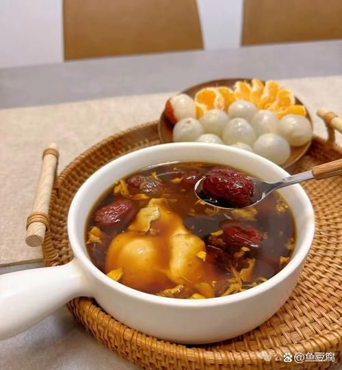 自制姜汁红糖姜水的做法_红糖姜水怎么做驱寒暖宫-第1张图片-山城妙识 自制姜汁红糖姜水的做法_红糖姜水怎么做驱寒暖宫-第1张图片-山城妙识