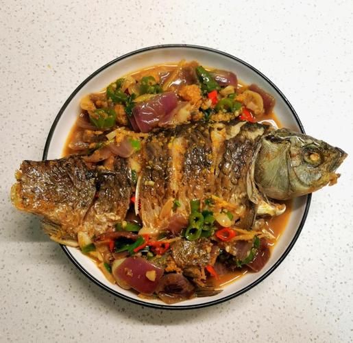 家常煎鱼怎么不粘锅_家常煎鱼的做法简单做法-第2张图片-山城妙识