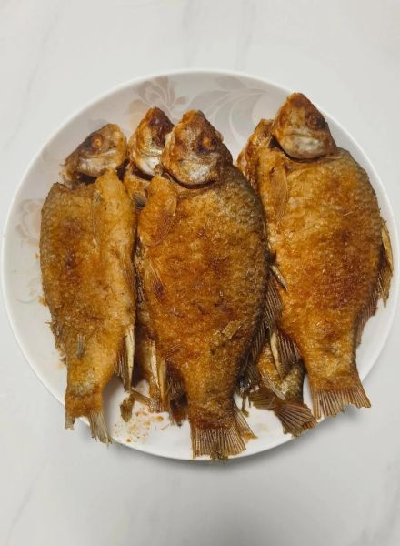 家常煎鱼怎么不粘锅_家常煎鱼的做法简单做法-第1张图片-山城妙识