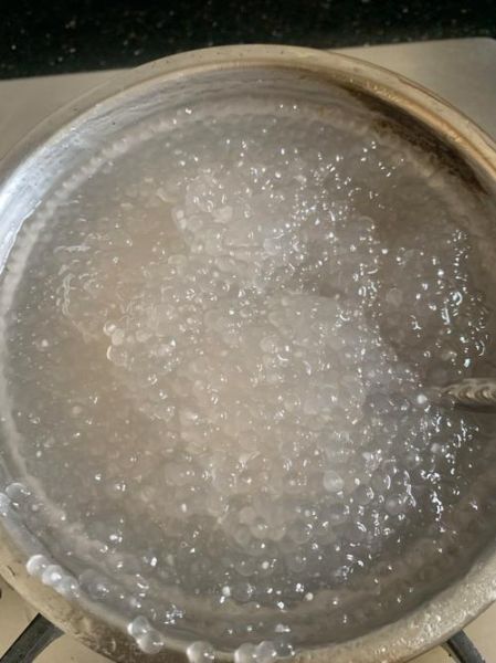 西米煮稀饭怎么煮好吃_西米稀饭不糊锅的诀窍-第1张图片-山城妙识 西米煮稀饭怎么煮好吃_西米稀饭不糊锅的诀窍-第1张图片-山城妙识