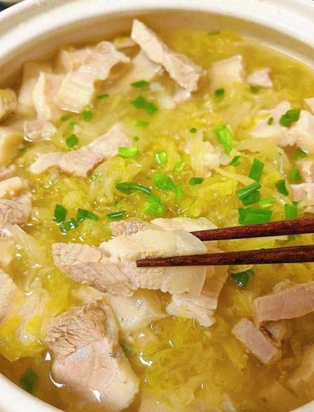 东北酸菜白肉蘸料怎么做_酸菜白肉蘸料配方-第2张图片-山城妙识