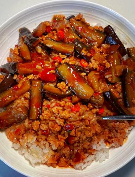 肉末茄子怎么做才好吃_家常做法步骤详解-第1张图片-山城妙识