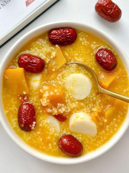 南瓜小米粥怎么做好吃_南瓜小米粥的做法窍门-第1张图片-山城妙识