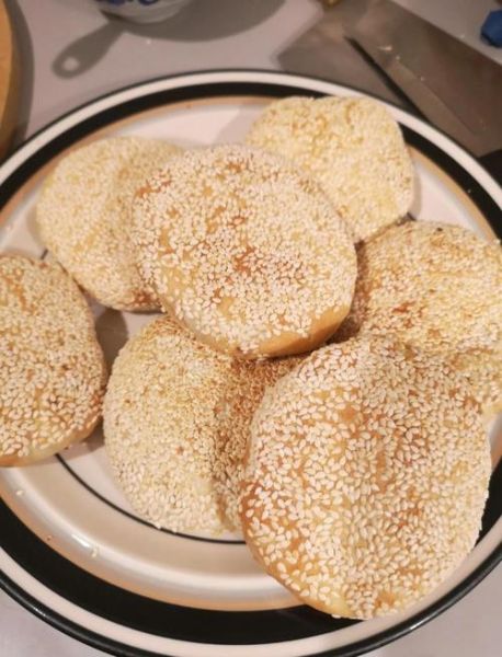 北京芝麻烧饼怎么做_正宗老北京芝麻烧饼配方-第3张图片-山城妙识