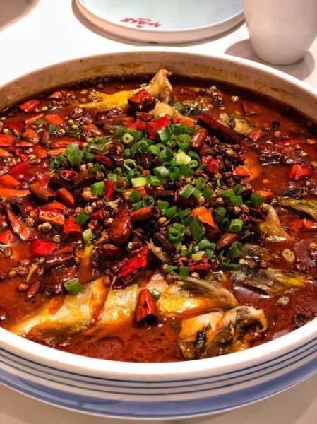 干锅黄辣丁怎么做最正宗_正宗干锅黄辣丁做法-第2张图片-山城妙识