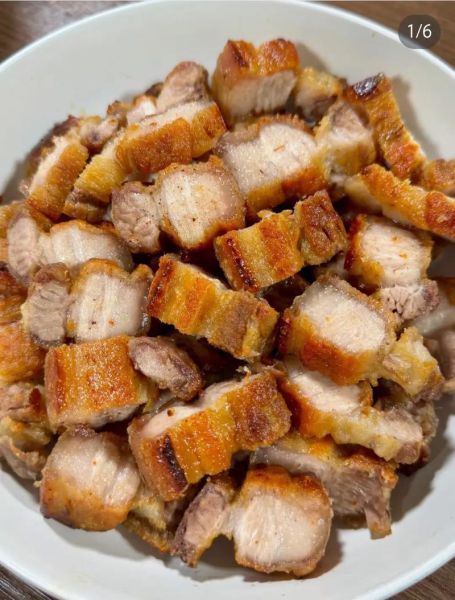 带皮五花肉怎么做好吃_带皮五花肉的家常做法-第1张图片-山城妙识