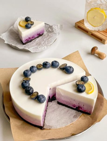 蓝莓慕斯蛋糕装饰图片_怎么做简单又好看-第1张图片-山城妙识