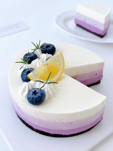 蓝莓慕斯蛋糕装饰图片_怎么做简单又好看-第3张图片-山城妙识
