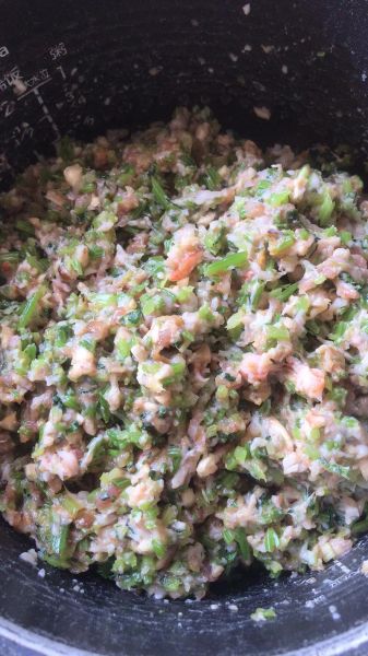香菇虾仁馄饨馅怎么做_虾仁馄饨馅怎么调才鲜嫩-第2张图片-山城妙识