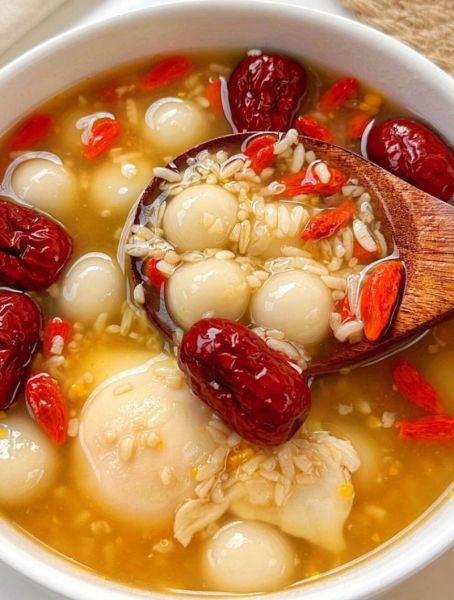 甜酒冲蛋小丸子怎么做_甜酒冲蛋小丸子需要发酵吗-第3张图片-山城妙识