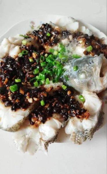 清蒸鱼头要蒸多久_鱼头蒸多久才熟-第3张图片-山城妙识